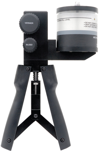 WIKA WICP Series Hand Pumps | Calibration Pumps | Instrumart